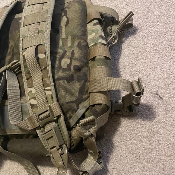 U.S. Army | Bags | Molle 2 Assault Pack Multicam Good Condition | Poshmark